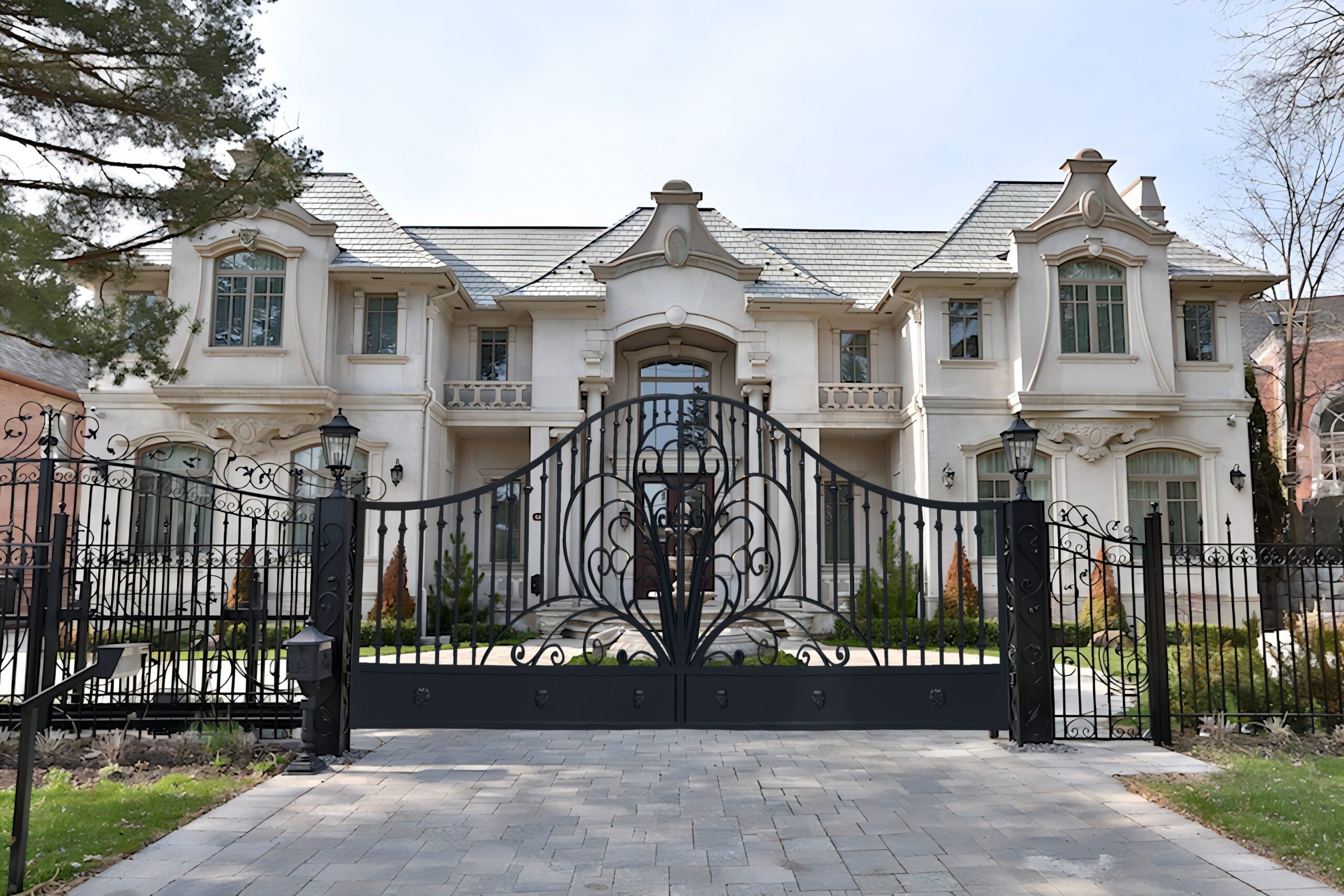 Modern & Stylish Symmetrical Doodle Design Driveway Gate - Etsy