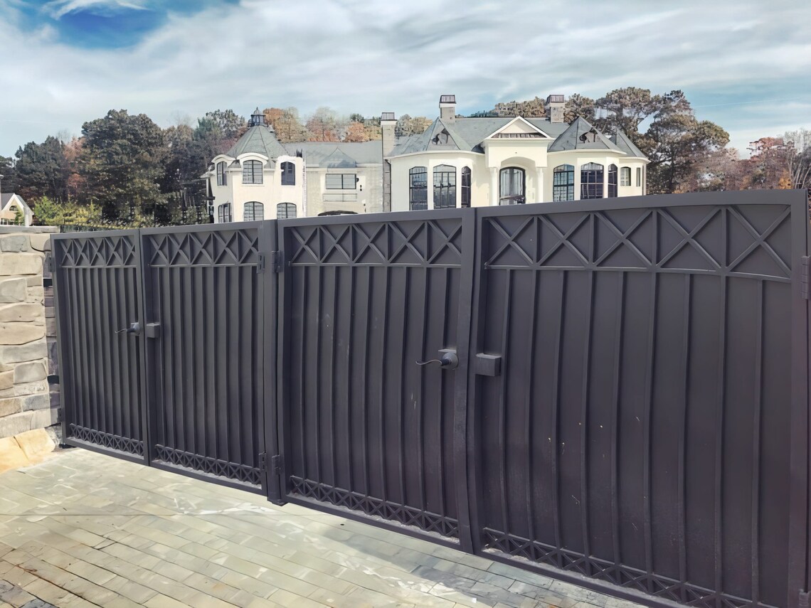 Modern Wrought Iron Vertical Strip Drive Way Gate huge Heavy Duty Metal ...