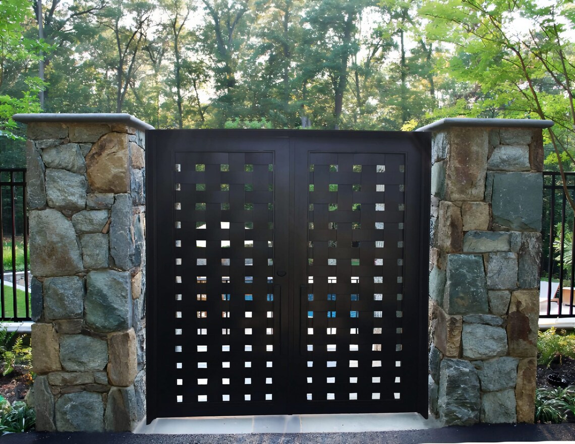 Gorgeous Square Box Design Metal Garden Gate Modern Block Design ...