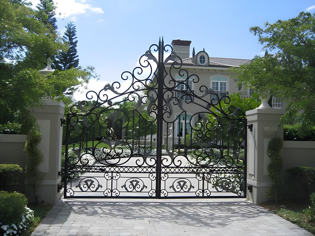 Beautiful Doodle Design Driveway Gate | Custom Fabrication Metal ...