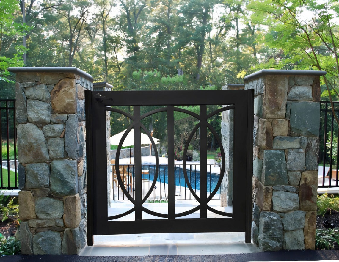 Unique & Fabulous Circle Design Metal Pool Gates Classic Modern ...