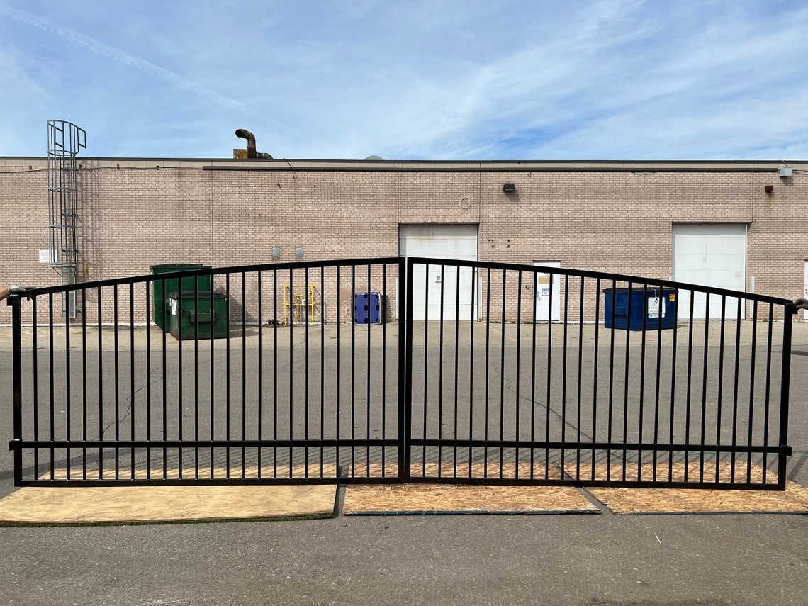 Modern Solid Metal Fence Design Dual Swing Driveway Gate Custom ...