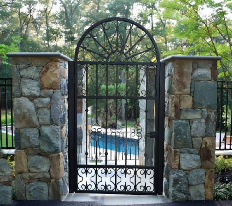 Modern Spiral Vintage Doodle Design Iron Fence Garden Gate Custom ...