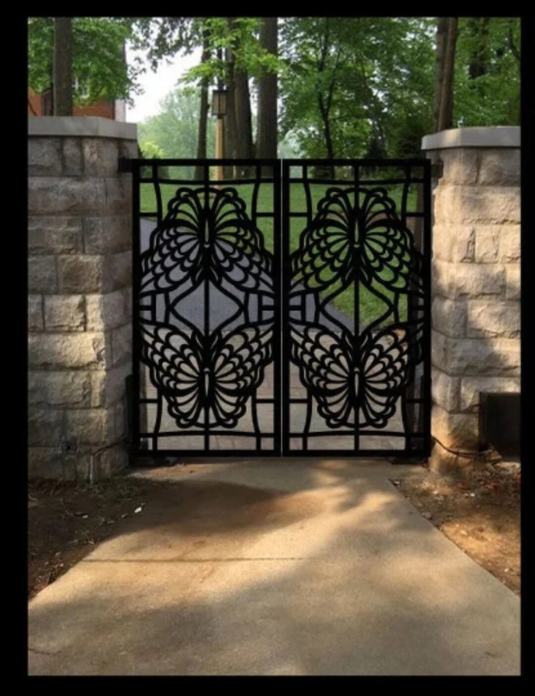 Modern 3d Laser Cut Artistic Doodle Design Iron Garden Gate Custom
