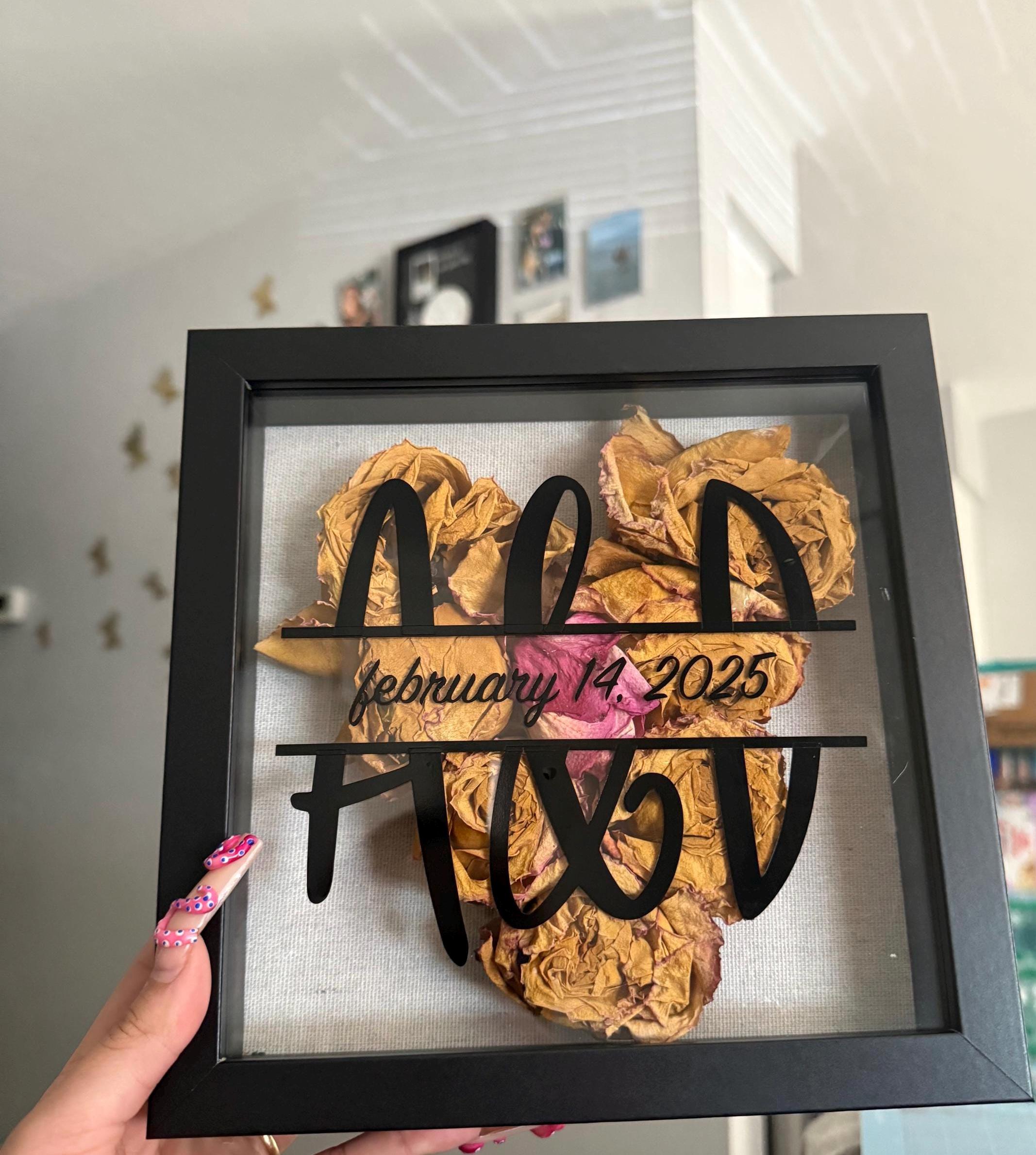 Custom Floral Momento Display - Etsy