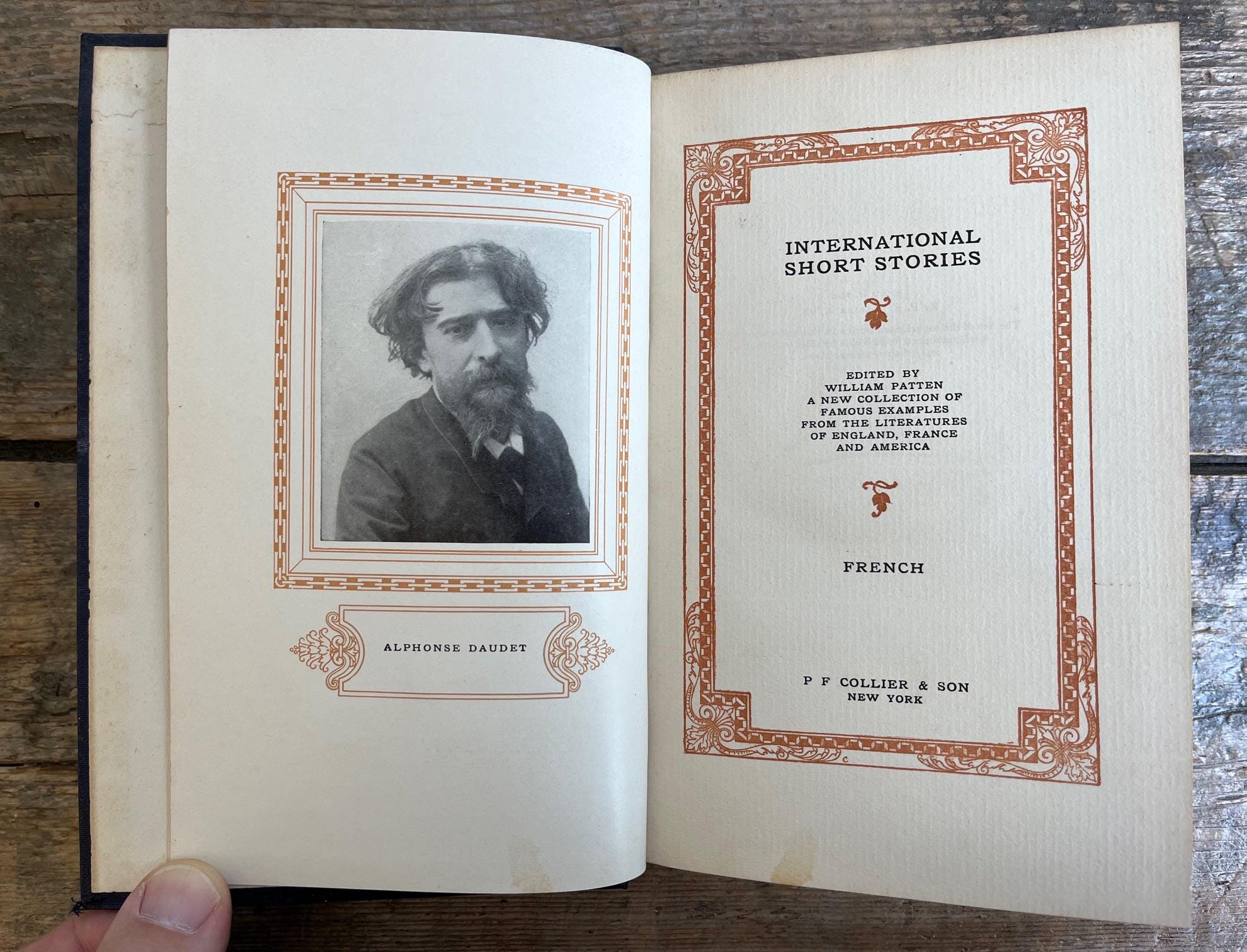 Two Antique (1910) Volumes of "international Short Stories" English ...