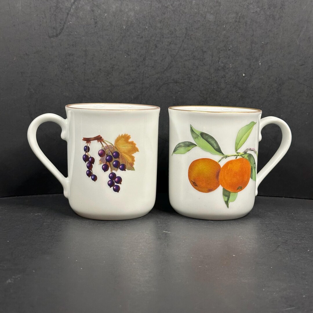 Set of 2 Vintage Royal Worcester Evesham Mugs Oranges Black Currants ...