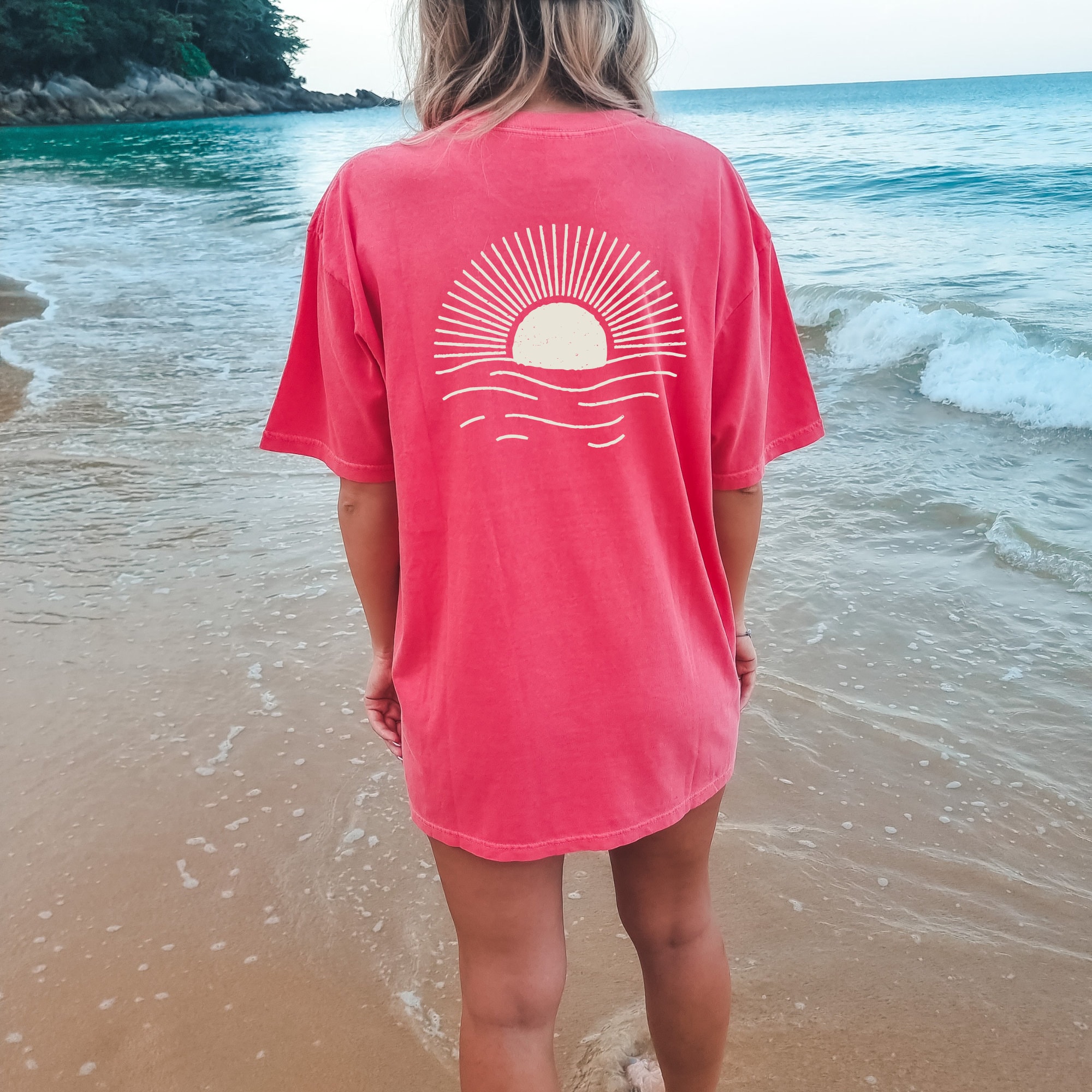 Sunset T-shirt, Comfort Colors Lake Days Tee With Graphic on the Back, Oversized Beach Shirt ...
