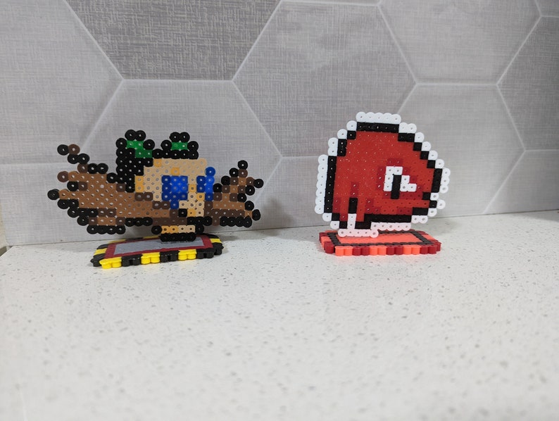 Custom Sonic the Hedgehog Perler Bead Sprite Stand - Etsy