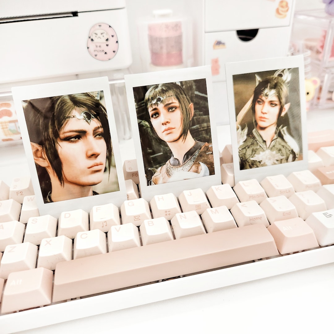 Baldur's Gate Shadowheart Waifu Polaroids - Etsy