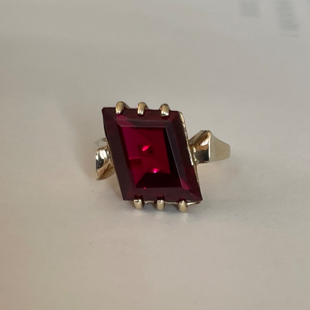 10K Gold 1940s Parallelogram Simulated Ruby Ring, Size 7, 4.17 Grams ...