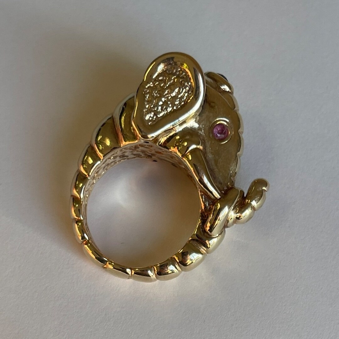 Extravagant 17K Italy Yellow Gold Elephant Ring With Blue and Pink ...