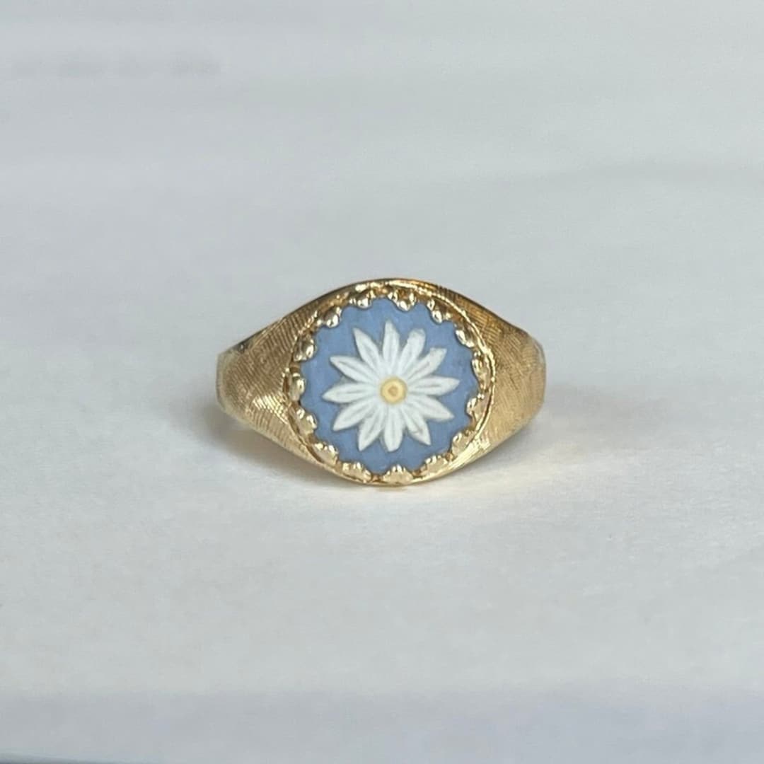 Beautiful Vintage 14K Round Daisy Flower Ornate Wedgewood Ring, 2.8 ...