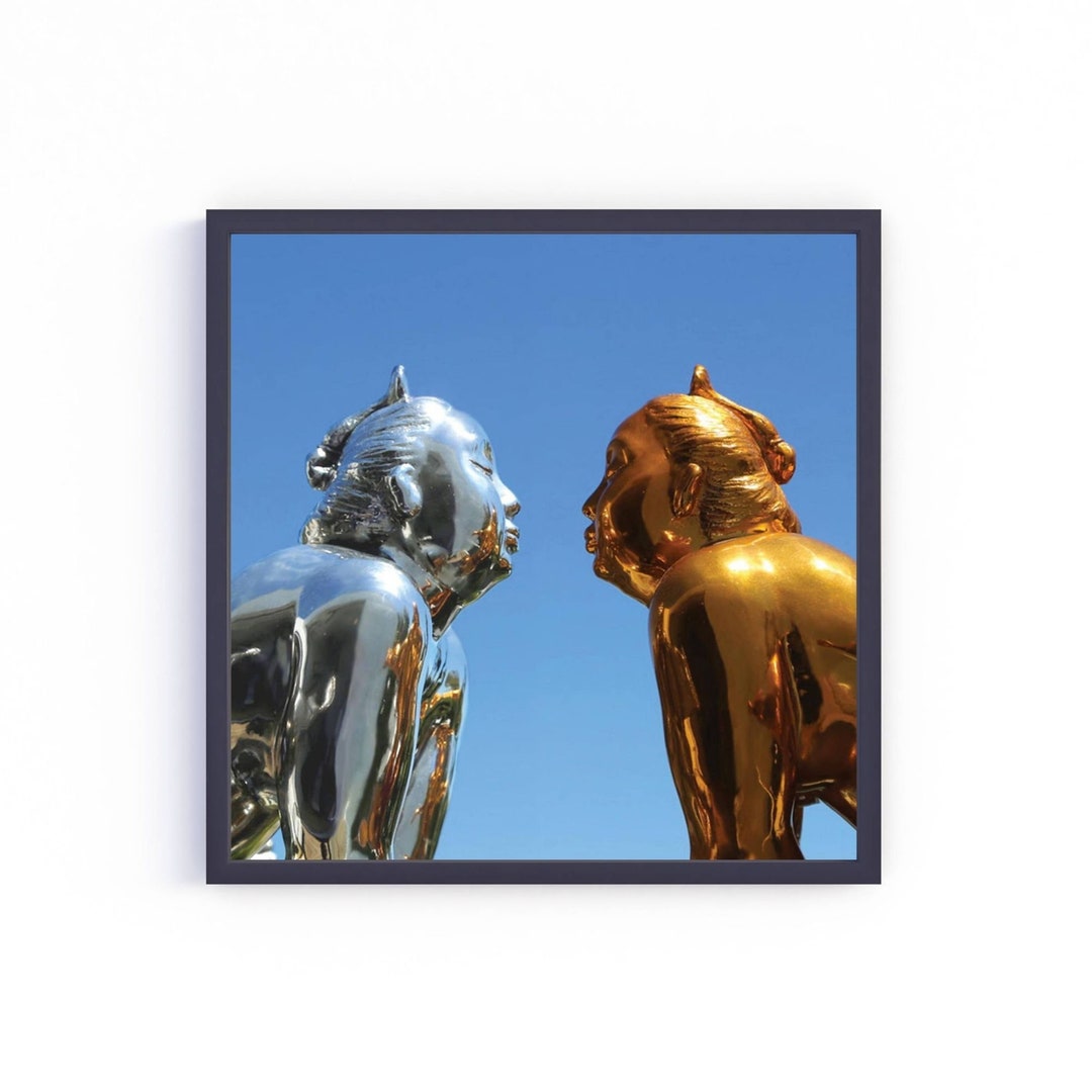 Fine Art Sumo Wrestlers Face off Print - Photograph of Original Statue ...