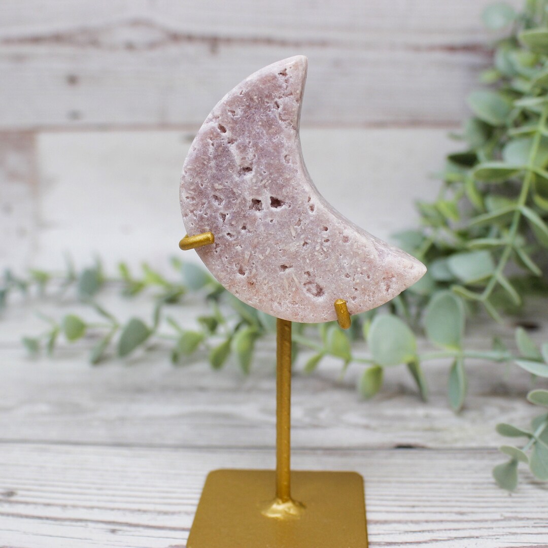Pink Amethyst Moon on Stand Pink Amethyst Moon Crystal Carving Carved ...