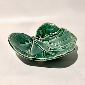 Small Green Leaf Bowl With Feet - Etsy