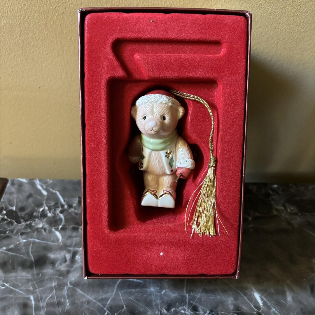 Lenox Ski Time Bear Porcelain Figurine 3rd in Series High Gloss Vintage ...