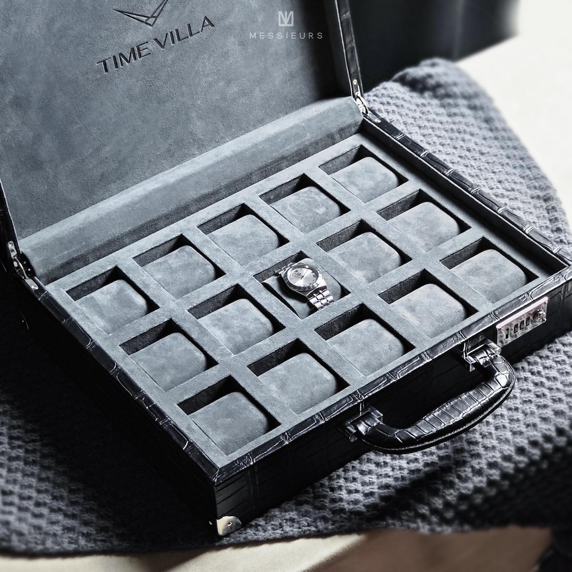 Personalized Alligator Leather Watch Case: Luxury Travel Watch Box - Etsy