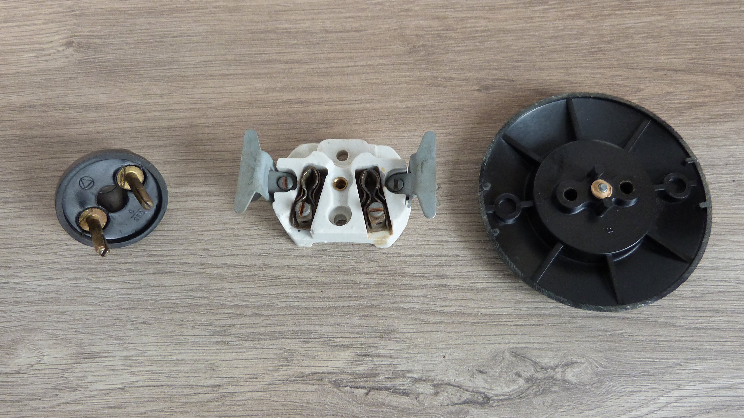 Electrical Socket and Plung, Vintage Electrical Socket, Retro Plug ...