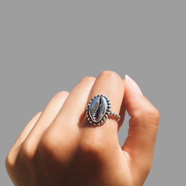 Cowrie Shell Ring - Etsy