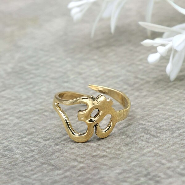Om Ring - Etsy