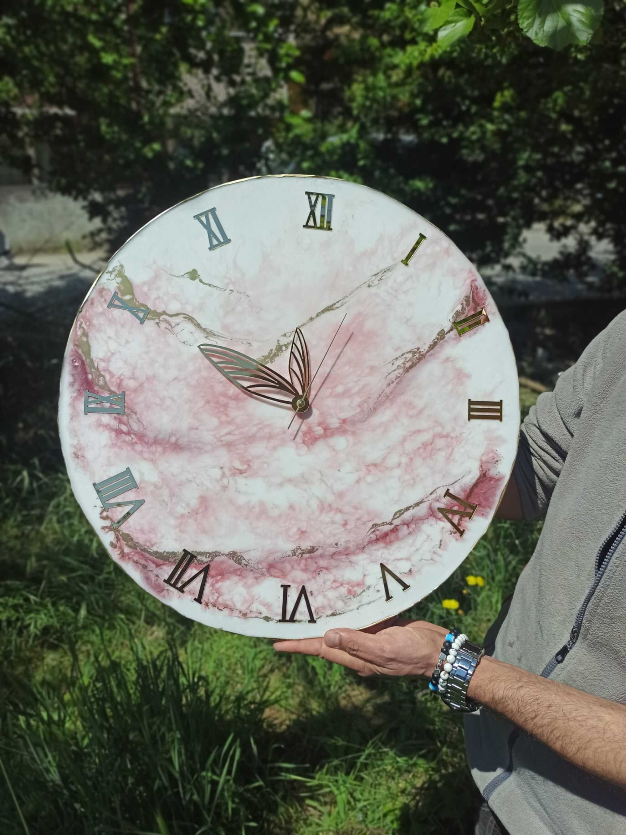 Epoxy Resin Wall Clock Amethyst Look Handmade Decorative Wall Watch ...