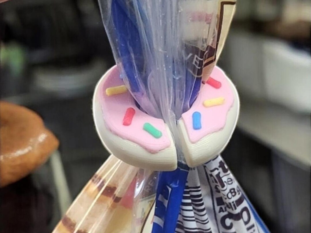 Donut Bag Ties: Novelty Food Saver, Stocking Stuffer (set of 4) - Etsy