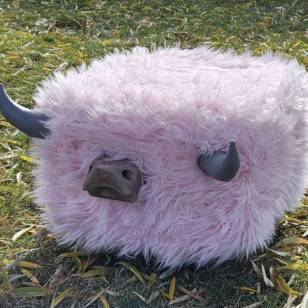Highland Cow Footstool - Etsy