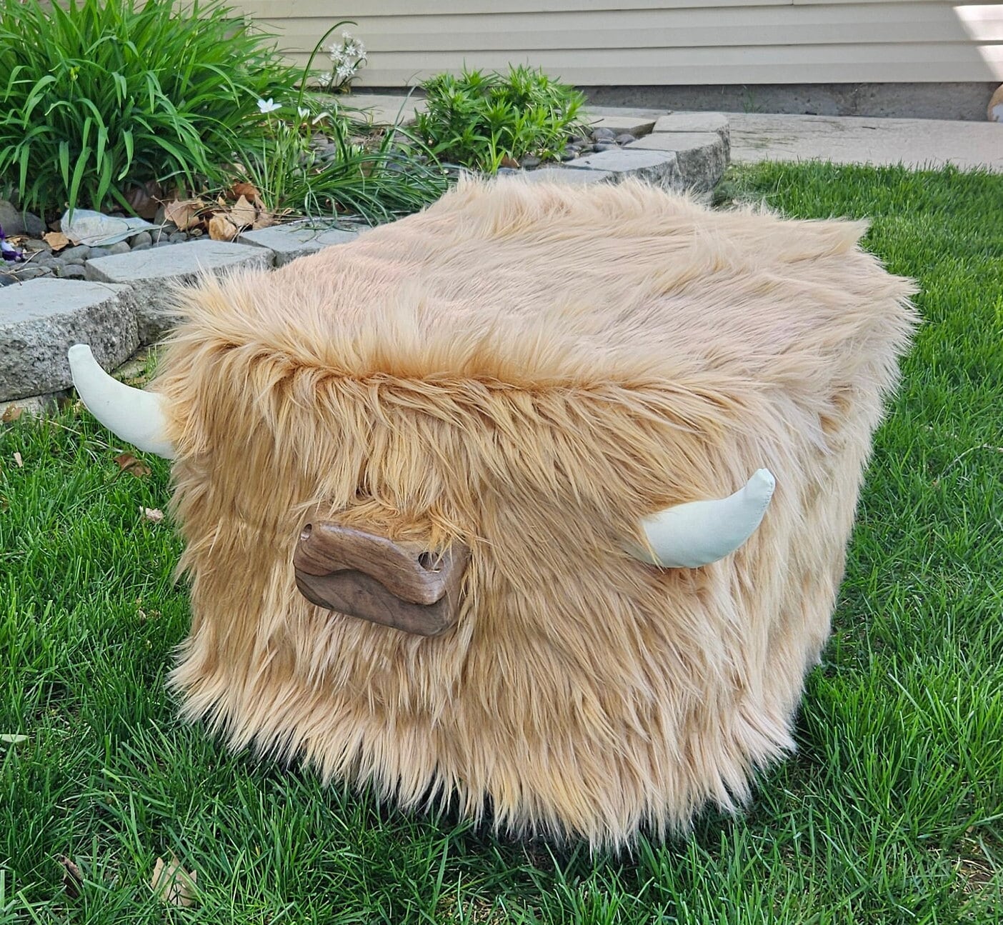 Highland Cow Footstool, Brown - Etsy