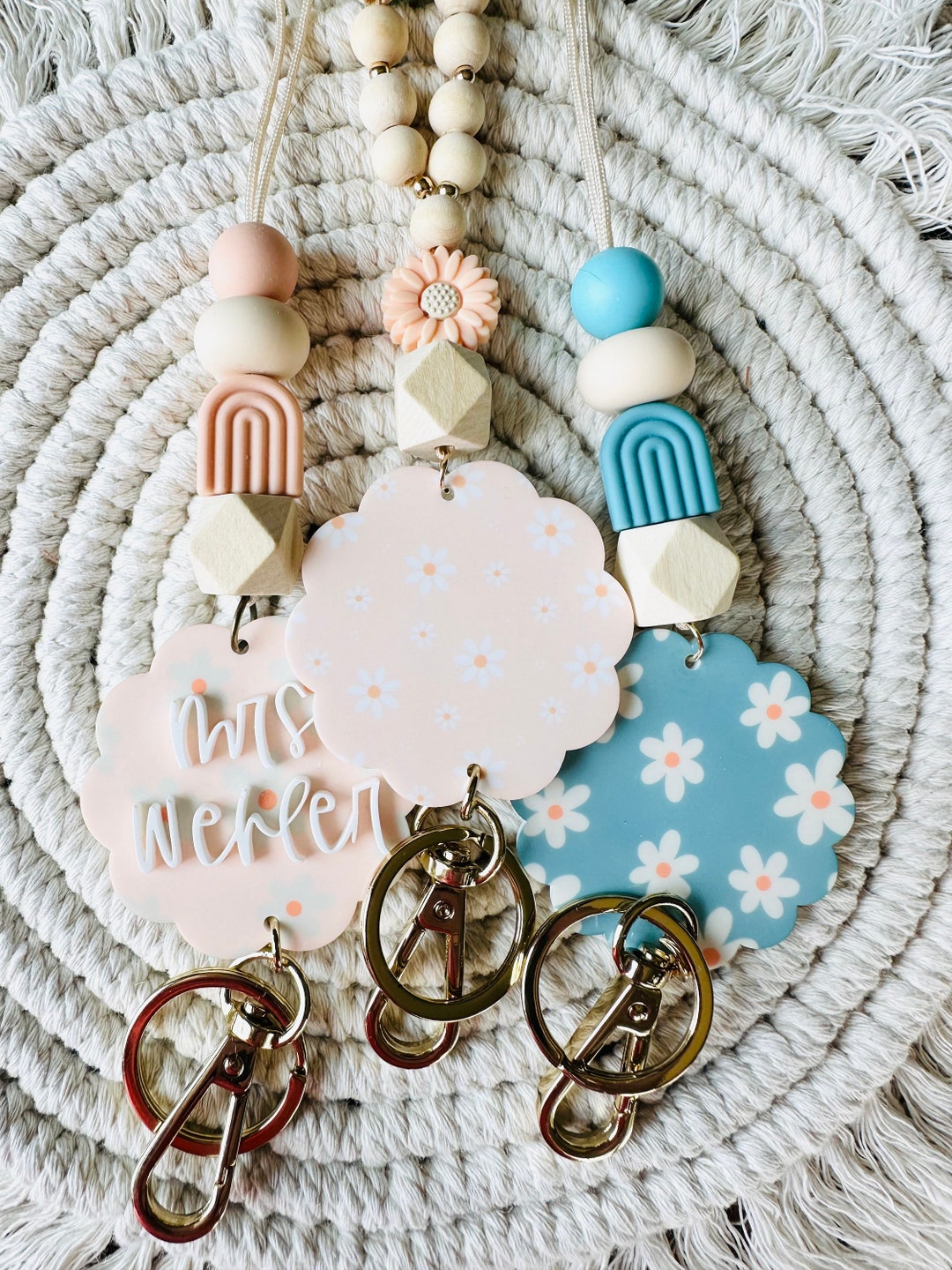 Retro Acrylic Daisy Beaded Lanyard - Peach Personalized Lanyard ...