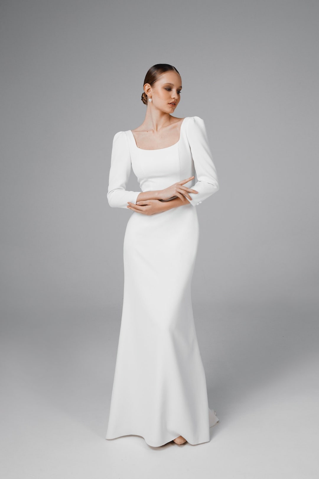 Square Neck Long Sleeve Wedding Dress Minimalist Low Back - Etsy