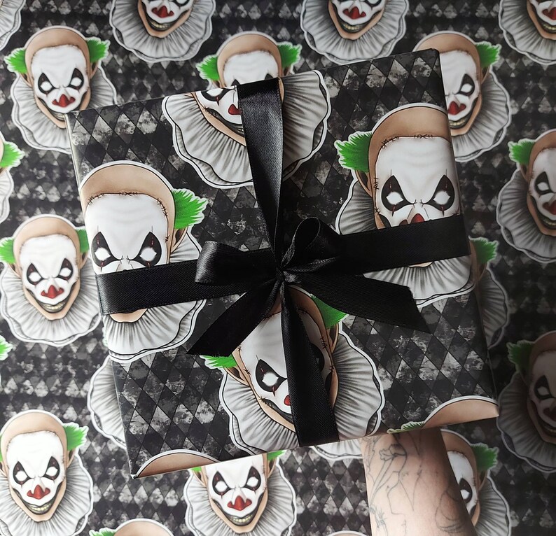 Killer Klown Grimwrap Horror Wrapping Paper Clown Wrapping - Etsy
