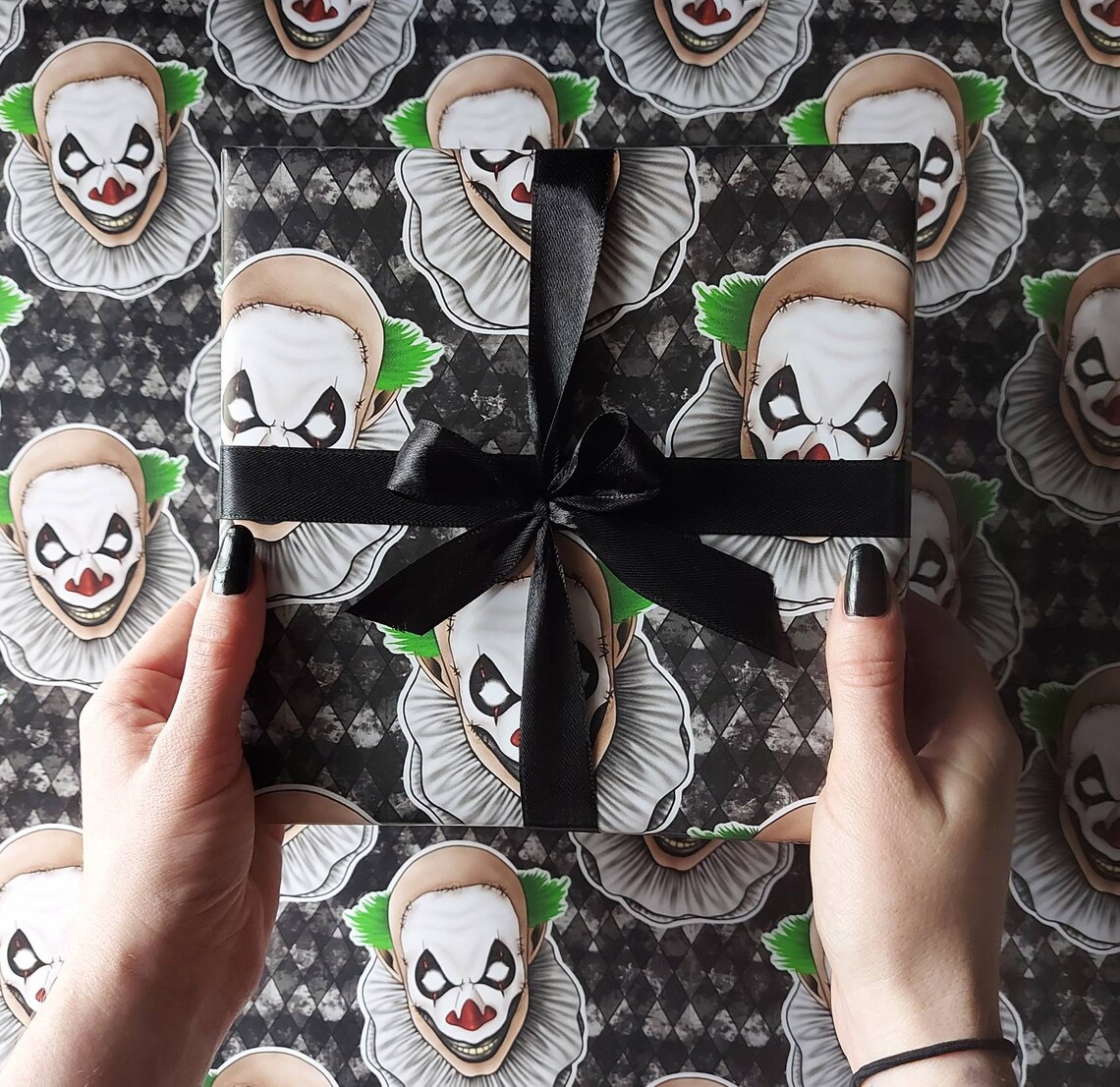 Killer Klown Grimwrap Horror Wrapping Paper Clown Wrapping - Etsy