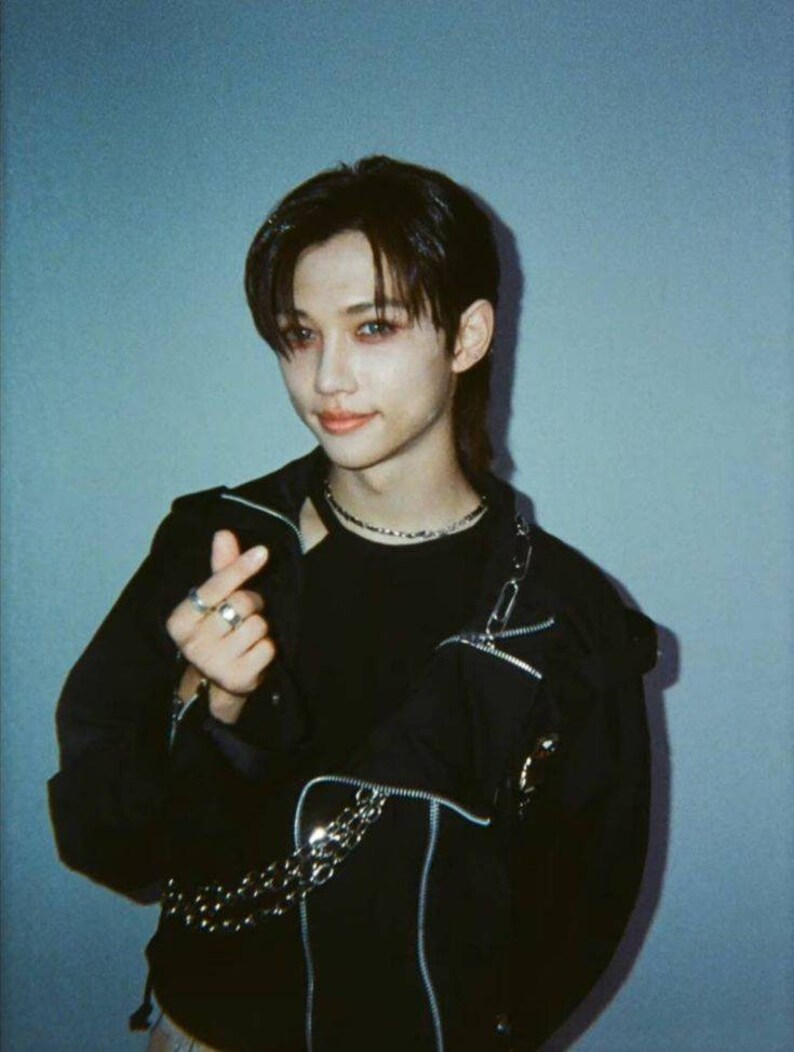 Skz Studio Choom CASE 143 Behind Polaroids - Etsy