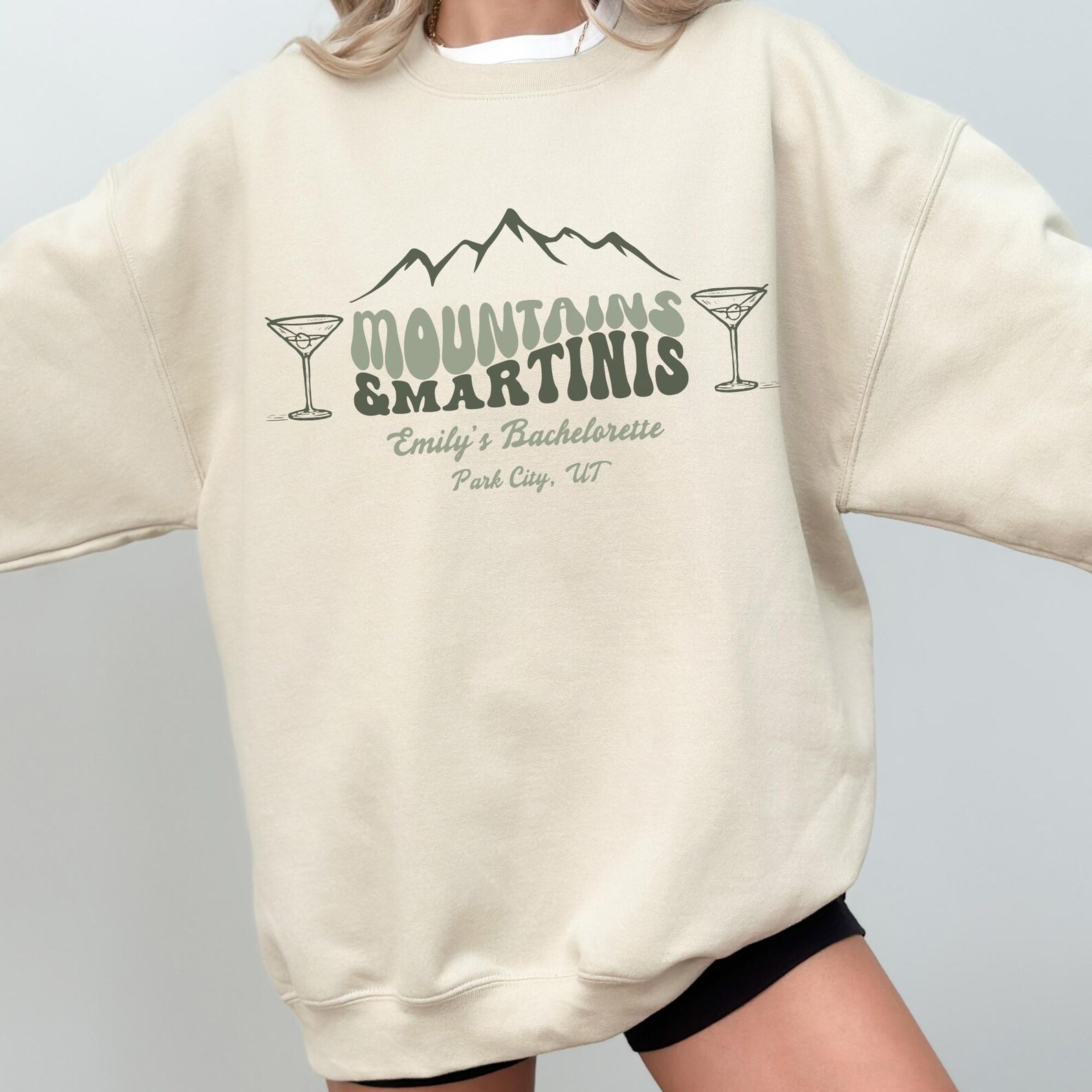 Mountains & Martinis, Winter Bachelorette Party, Custom Bachelorette ...
