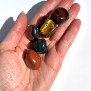 I Am Grounded | Positive Affirmation Crystal Kit | Pocket Stones ...