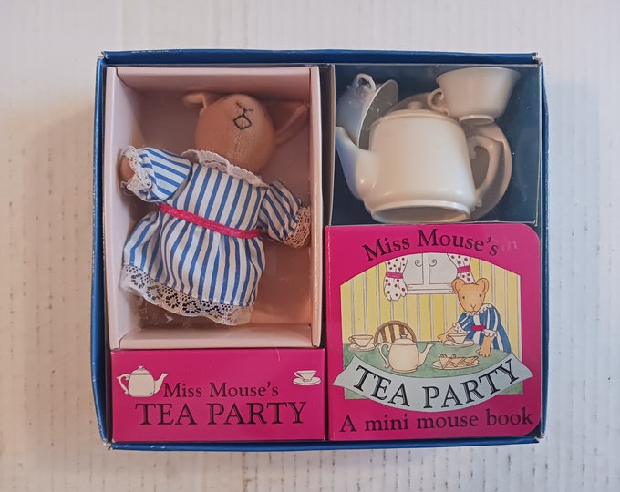 Miss Mouse's Tea Party A Mini Mouse Book and Plastic Tea Set - Etsy