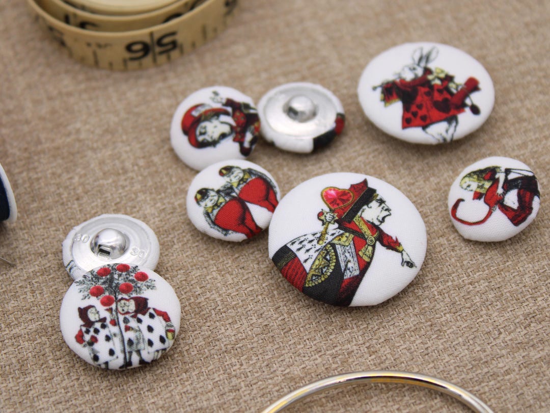Red & Black Wonderland Buttons - Colourful Wonderland Buttons | Alice Button | White Rabbit ...