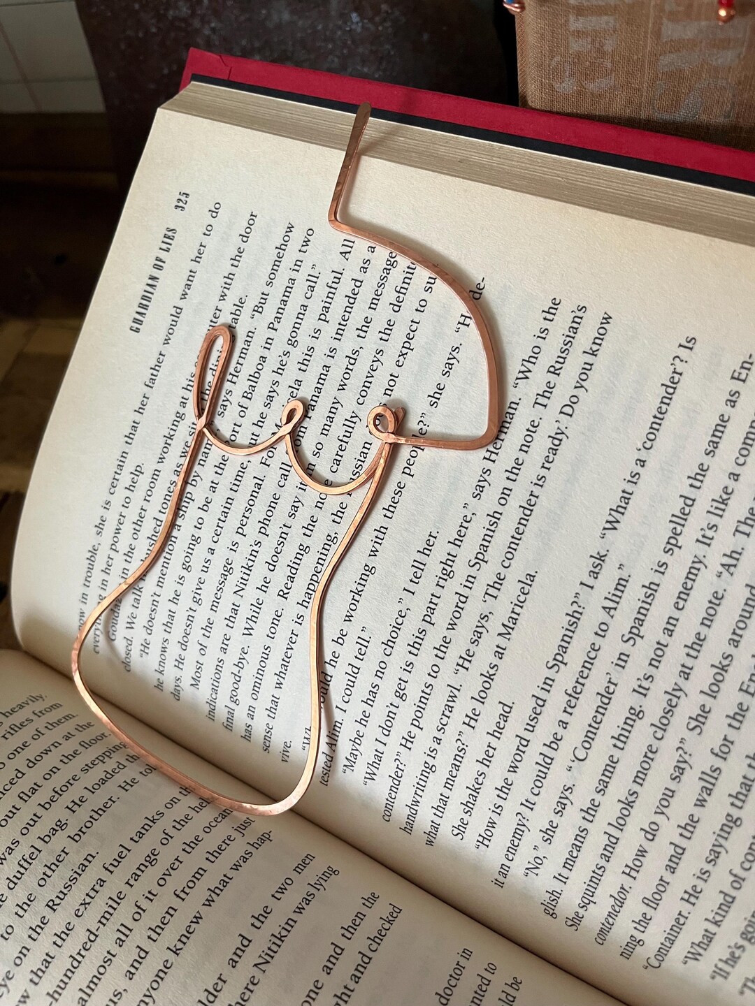 Copper Wire Handmade Bookmark: Body Silhouette Line Art Reading ...