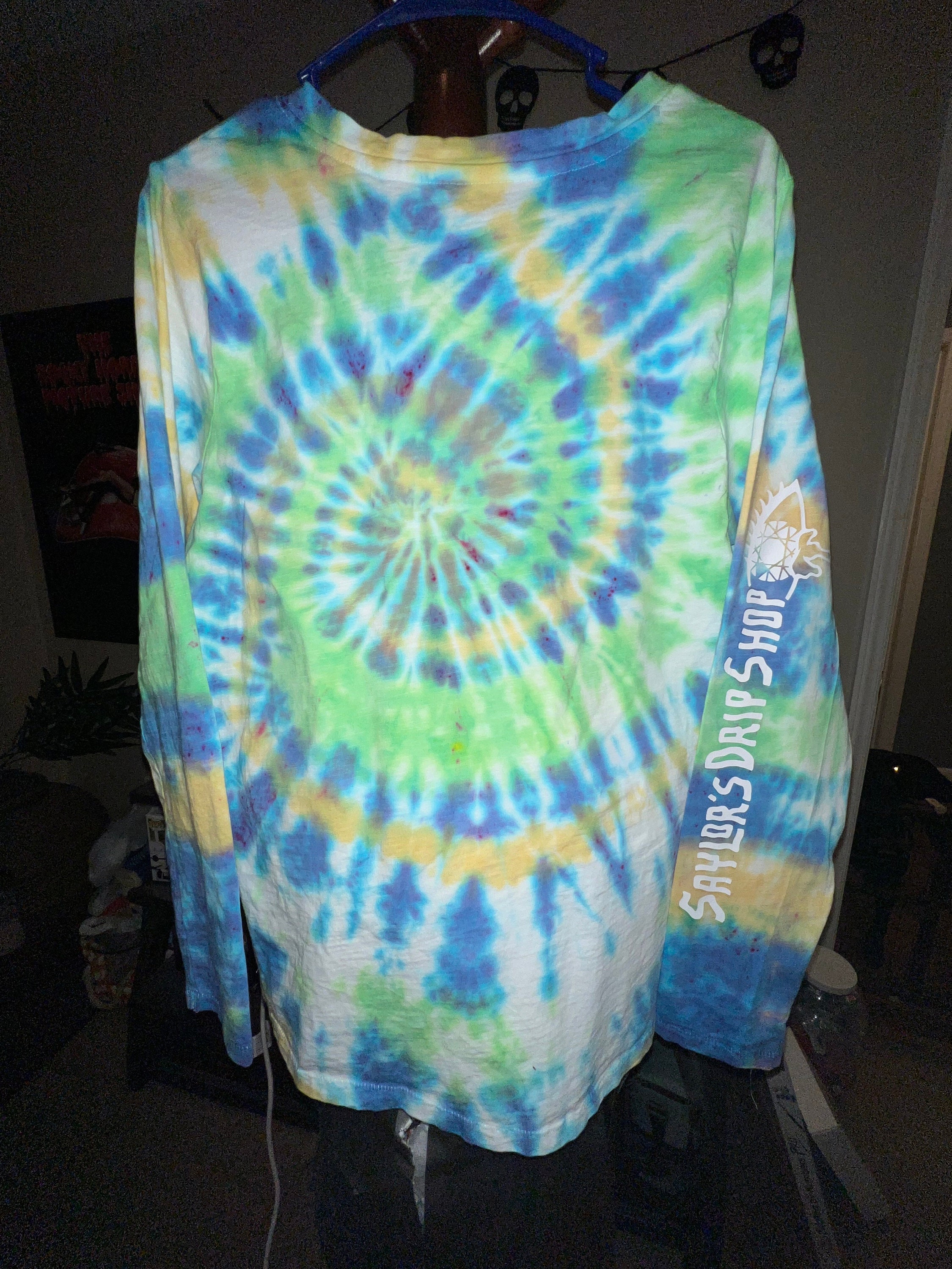 Large Blue/green Tie Dye With White Drip Eye Decal Long Sleeved T Shirt ...
