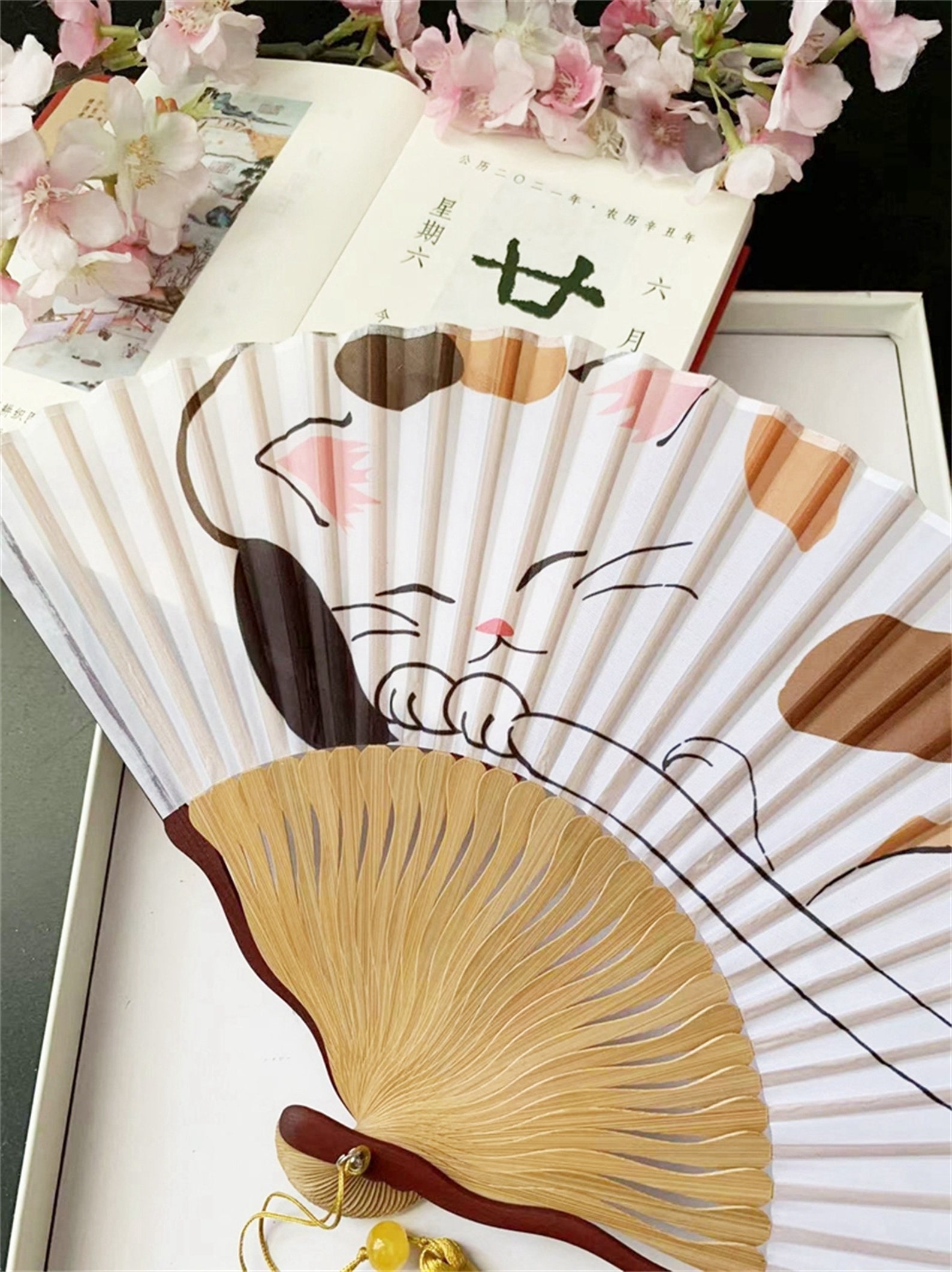 Cute Cat Bamboo Hand Fan Japanese Kawaii Handheld Folding - Etsy