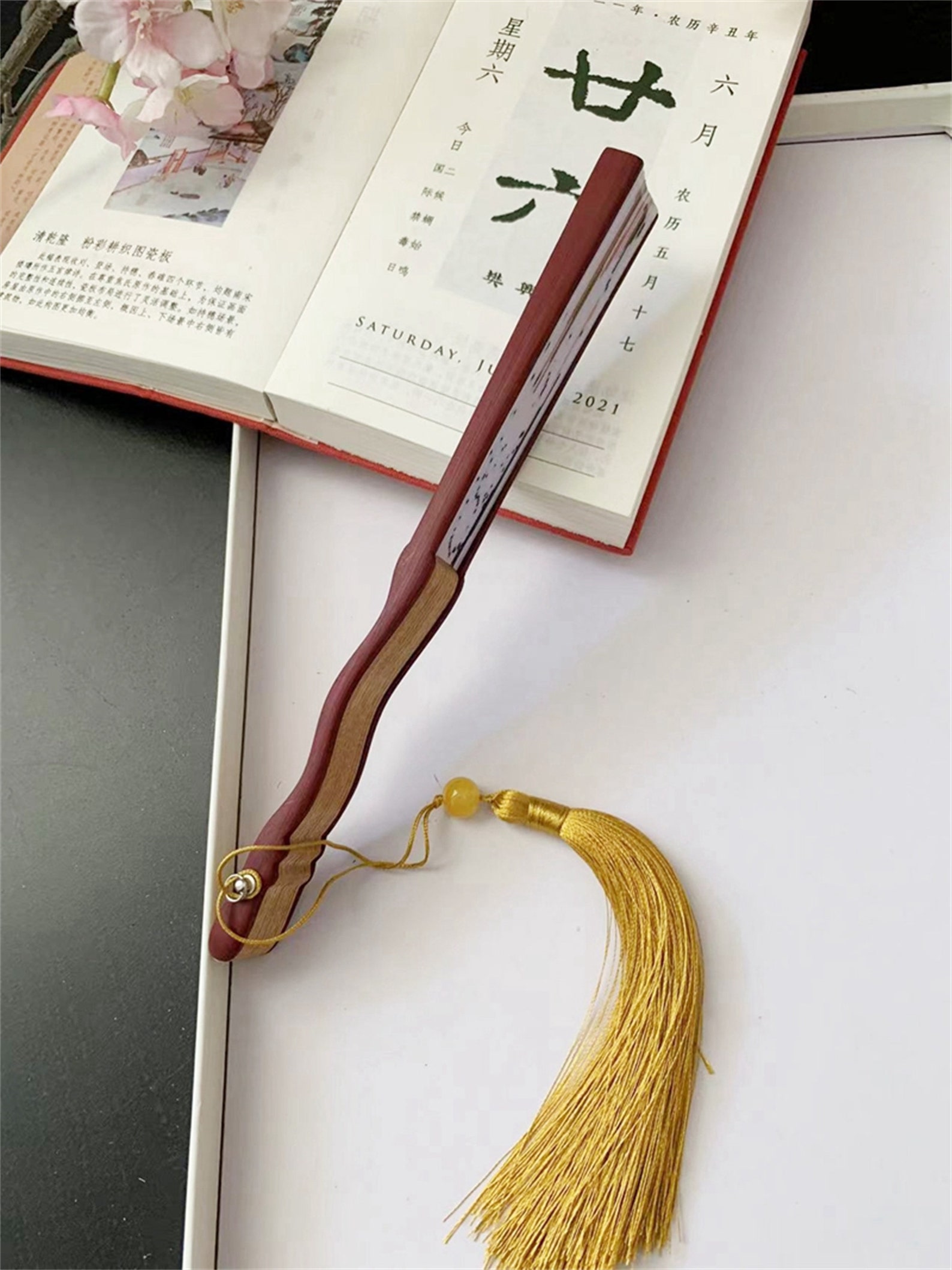 Cute Cat Bamboo Hand Fan Japanese Kawaii Handheld Folding - Etsy