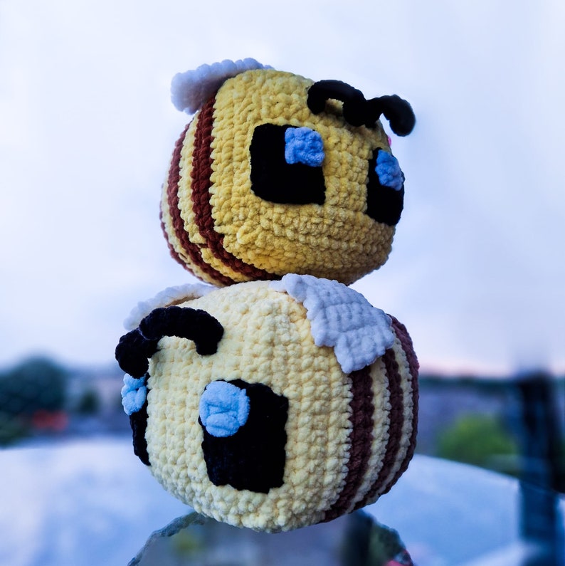 CROCHET PATTERN Minecraft Inspired Bee PDF Download Handmade Knit Cute ...