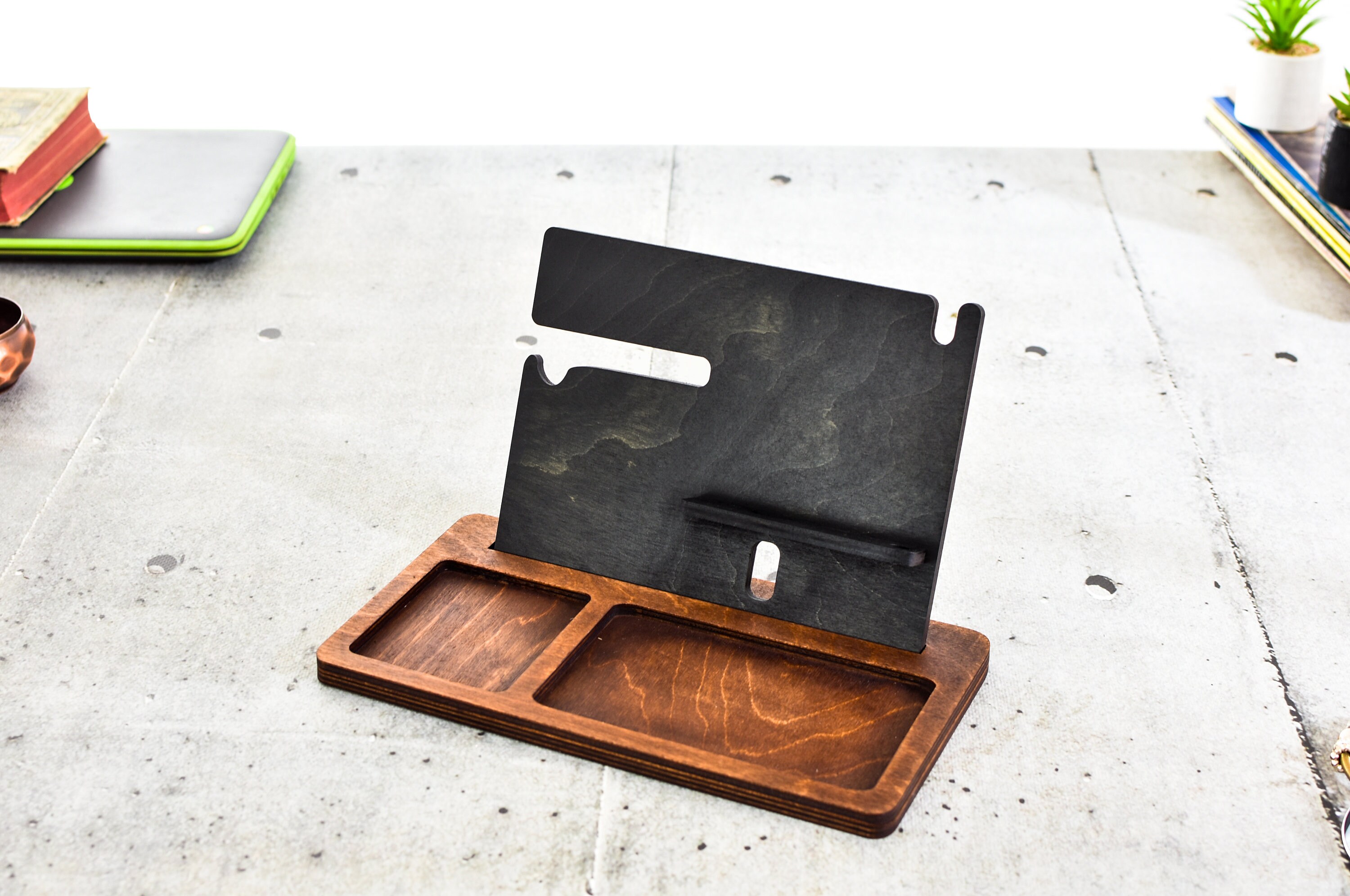 Digital Product Docking Station Organizer Stand DXF SVG AI Plywood 6mm ...