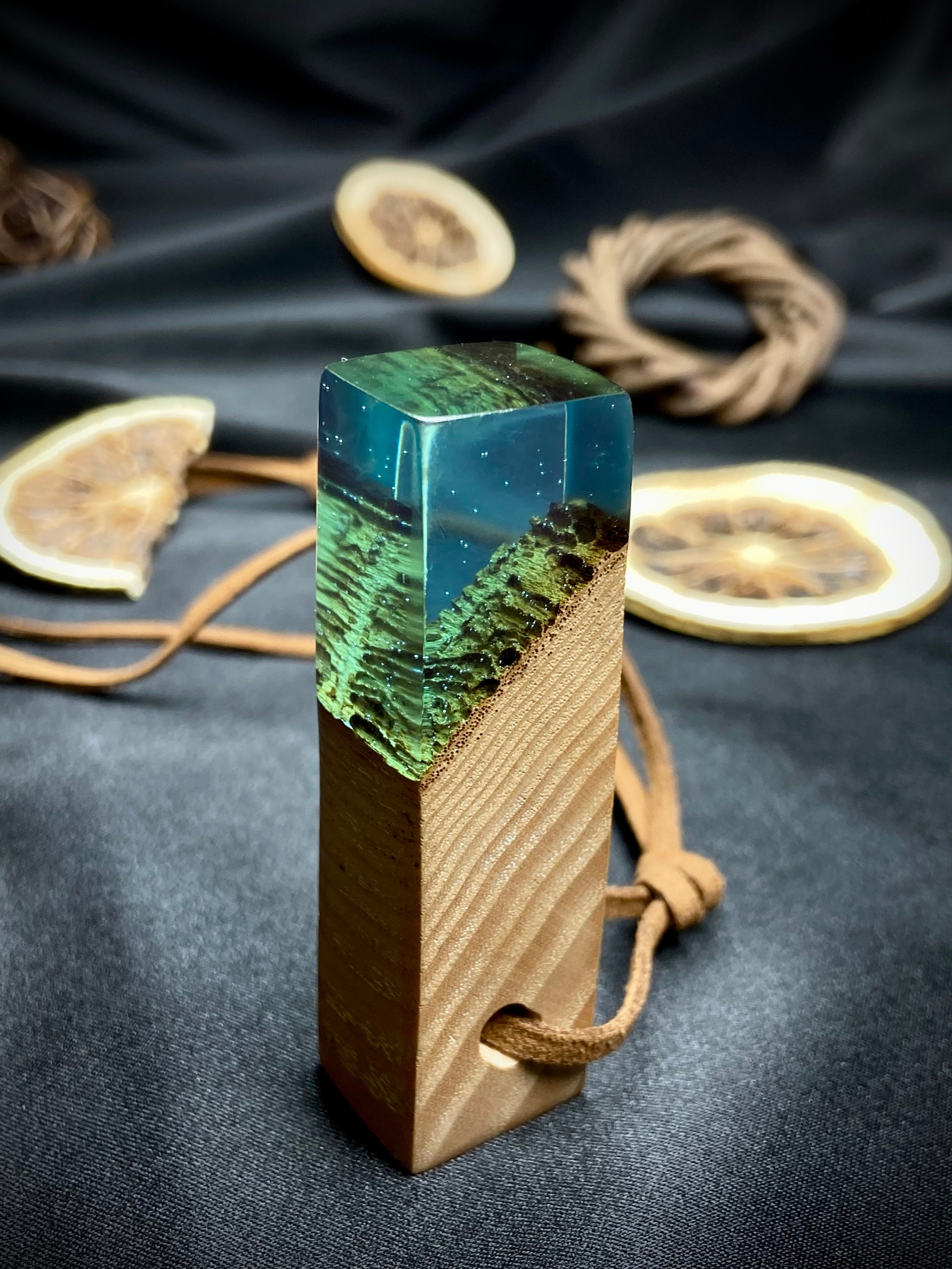 Car Air Freshner Oud Scent Diffuser Musk Fragrance Vehicle Perfume Oak ...