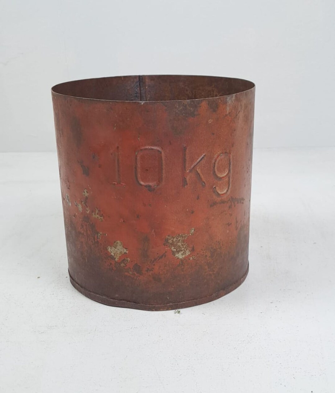 Vintage Metal Pot From India. Metal Bucket, Vintage Metal Paint Pot ...