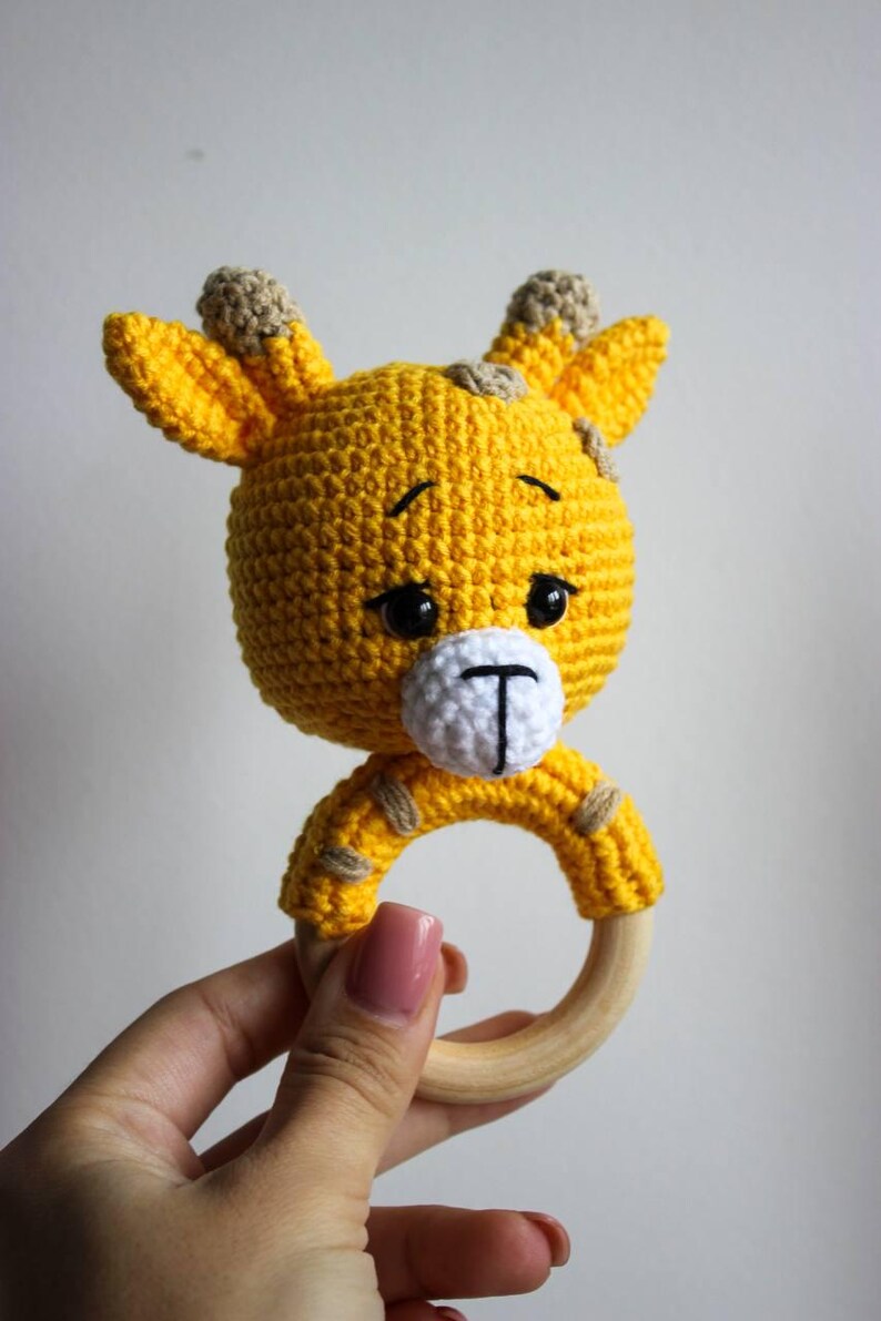 Wooden Giraffe Baby Rattle, Amigurumi Giraffe, Knitted Giraffe Toy ...