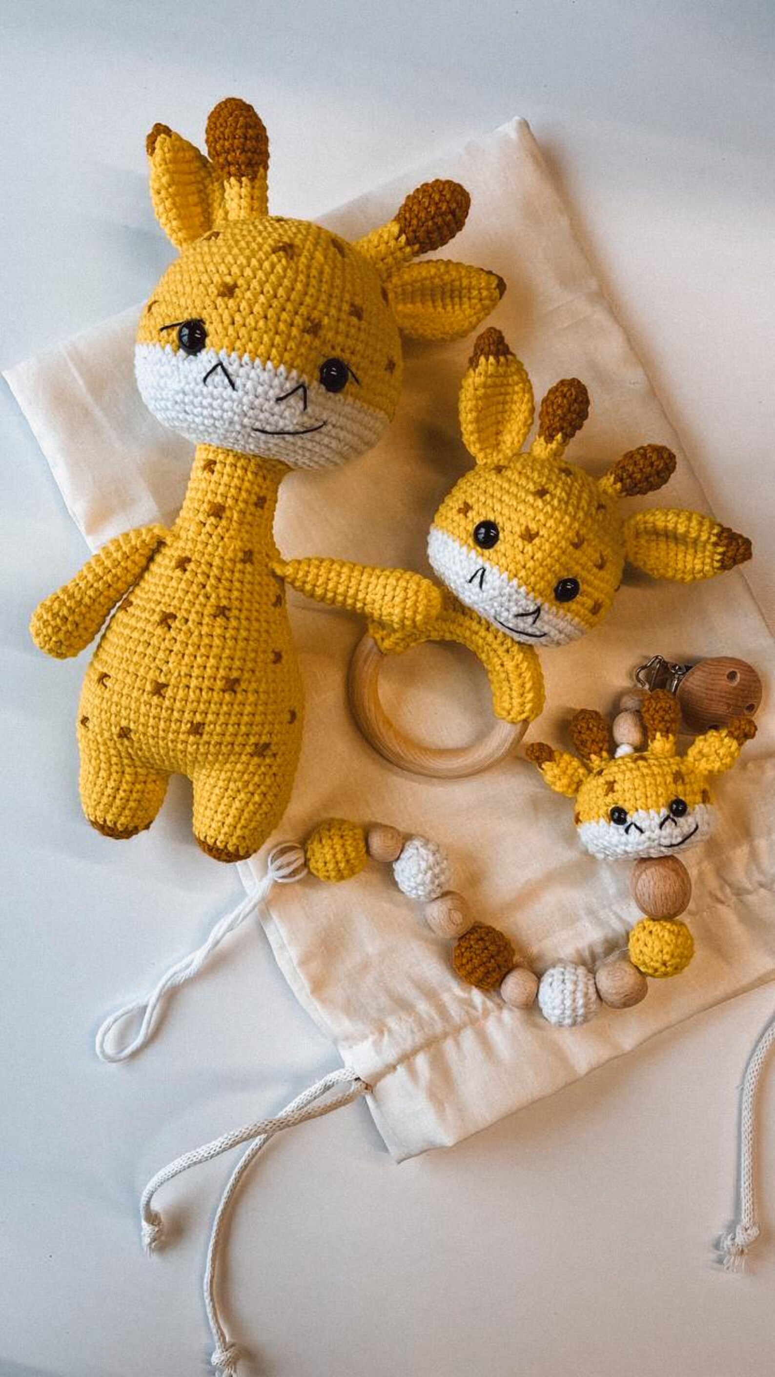 Wooden Giraffe Baby Rattle, Amigurumi Giraffe, Knitted Giraffe Toy ...