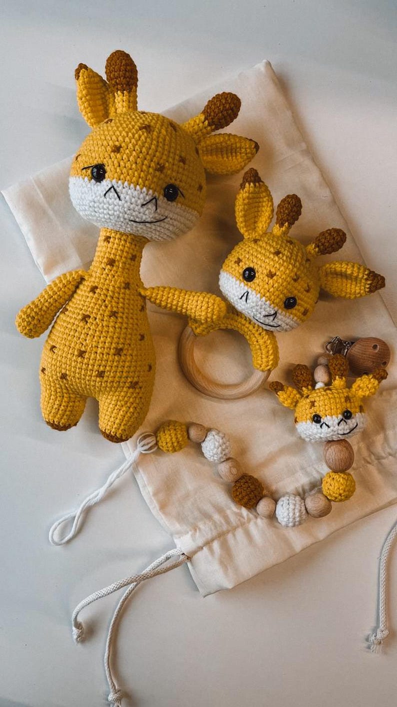 Wooden Giraffe Baby Rattle, Amigurumi Giraffe, Knitted Giraffe Toy ...