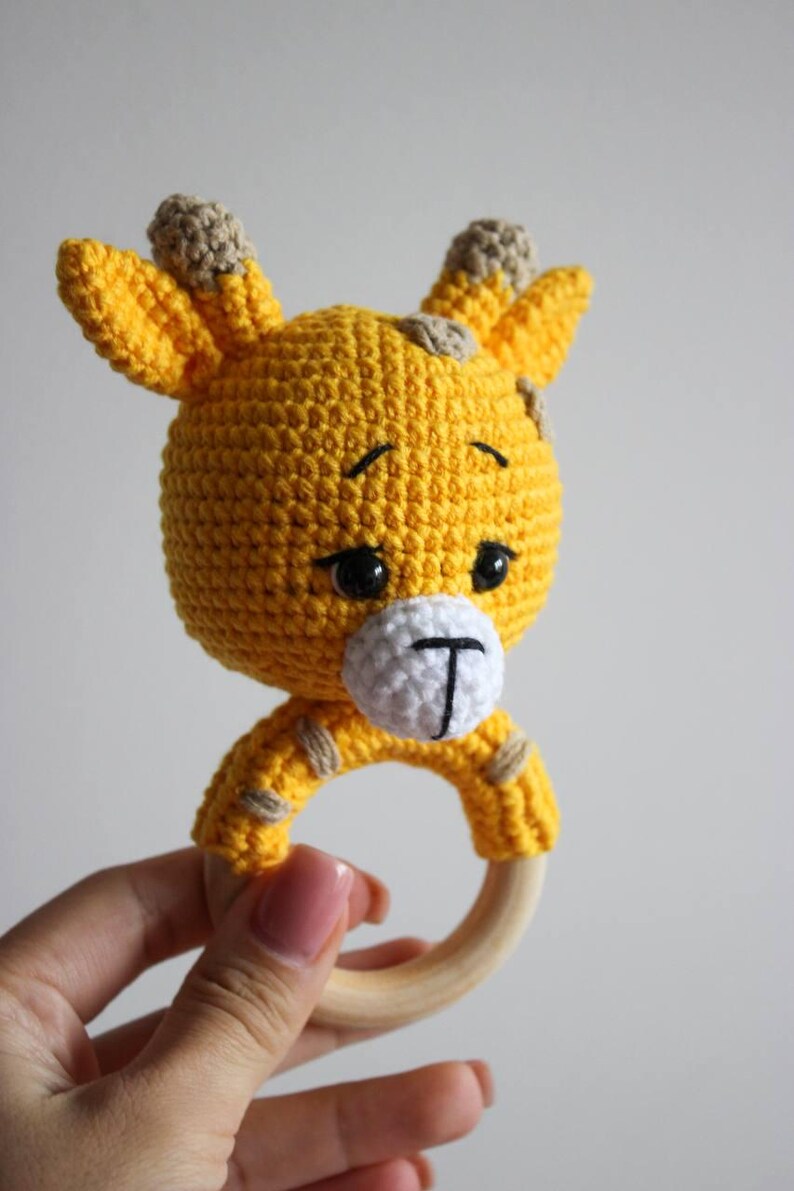 Wooden Giraffe Baby Rattle, Amigurumi Giraffe, Knitted Giraffe Toy ...